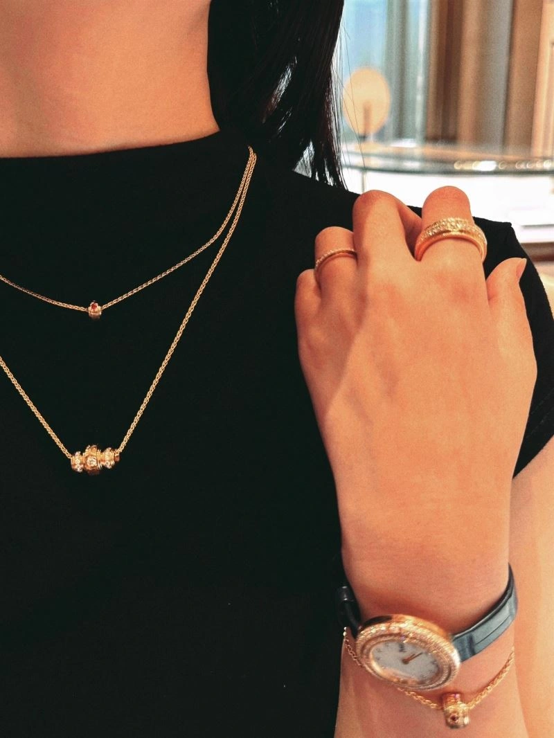 Affordable Piaget Necklaces