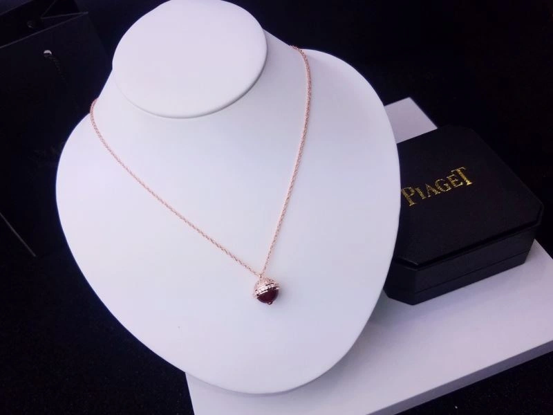 Inexpensive Piaget Necklaces