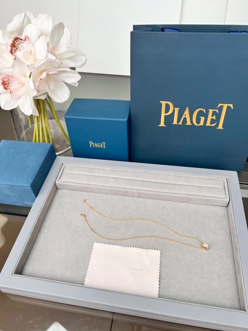 Piaget Necklaces