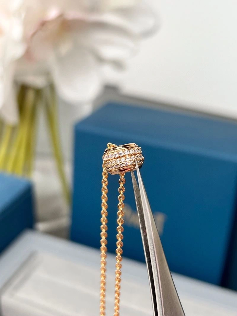 Precise copy Piaget Necklaces