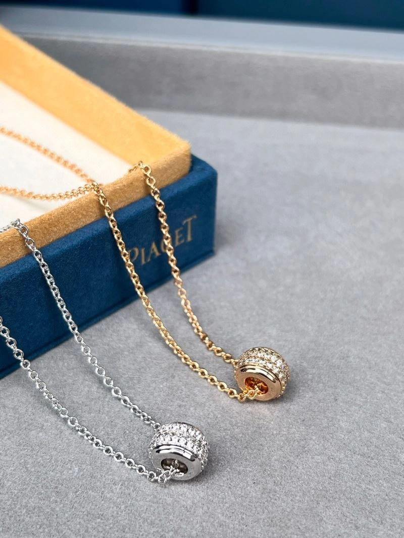 Precise copy Piaget Necklaces