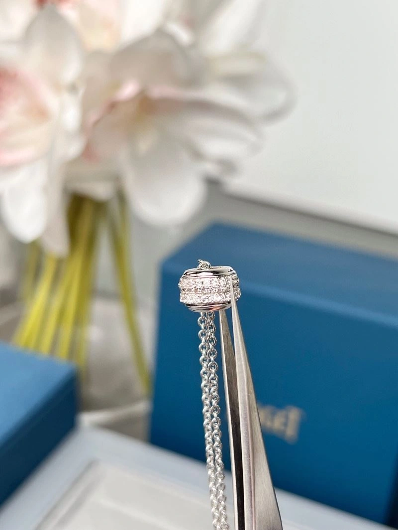 Mirror quality Piaget Necklaces
