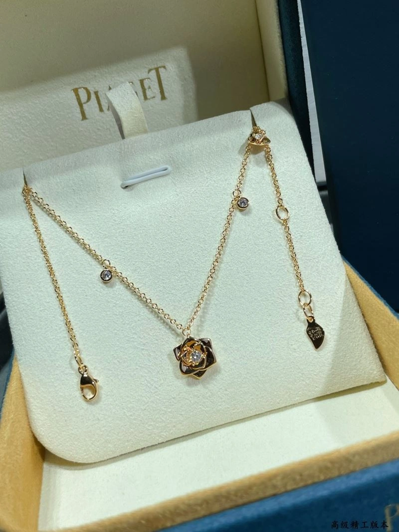 Official Piaget Necklaces