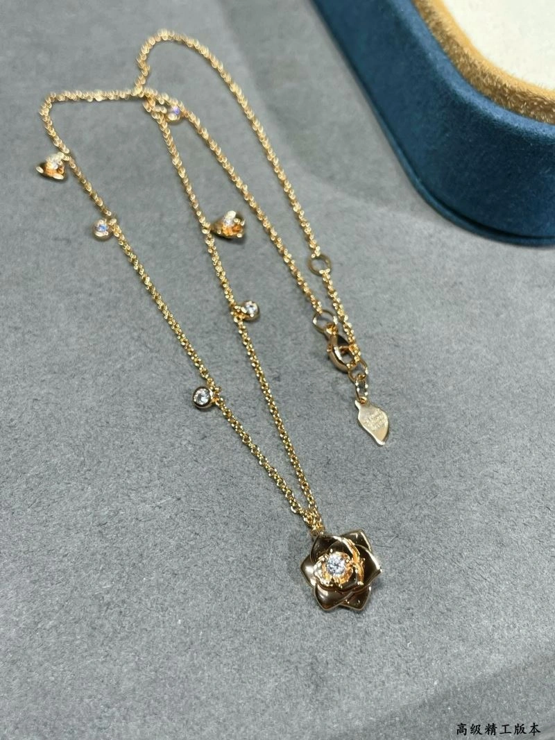 Official Piaget Necklaces