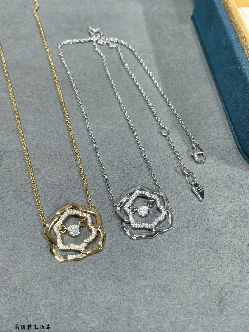 Factory-made Piaget Necklaces