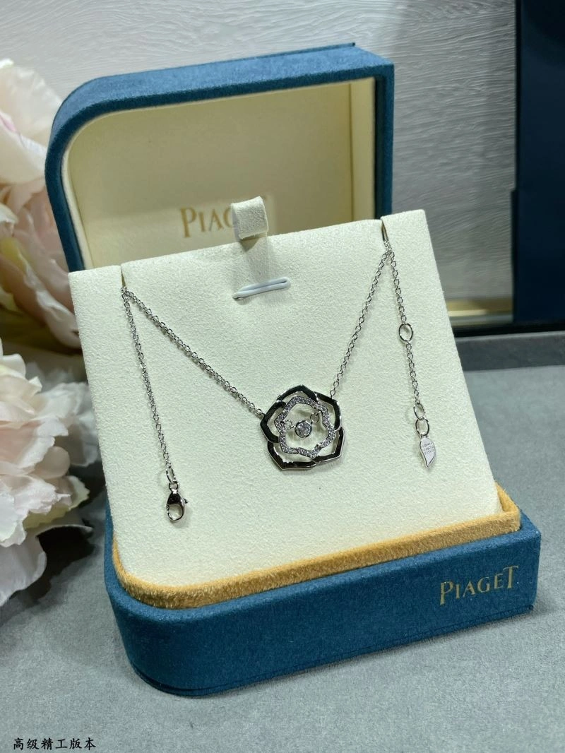 Factory-made Piaget Necklaces