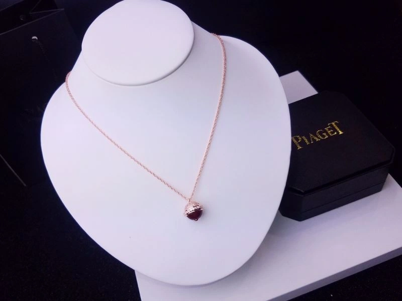 1:1 copy Piaget Necklaces