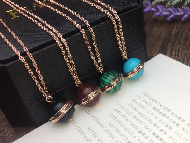 Piaget Necklaces