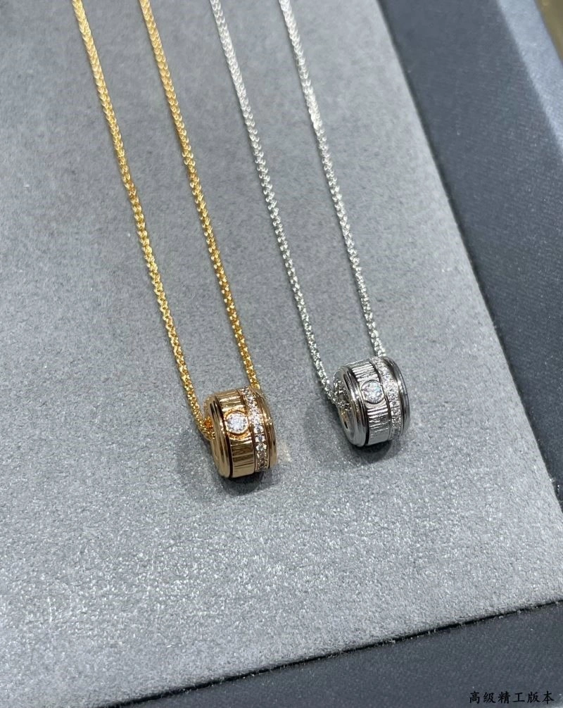 Brand-authenticated Piaget Necklaces