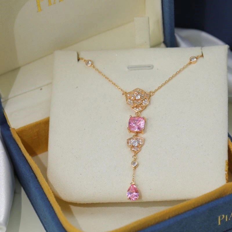 Discounted Piaget Necklaces