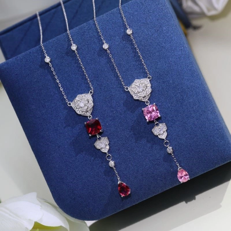 Piaget Necklaces