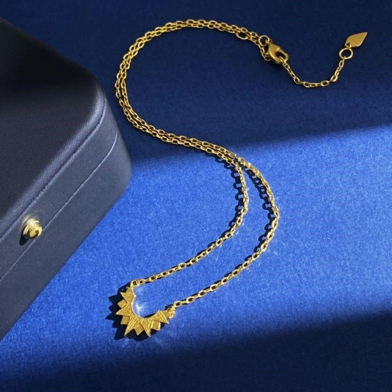 Inexpensive Piaget Necklaces