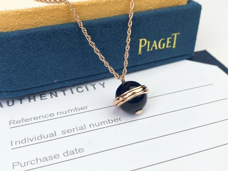 Low-cost Piaget Necklaces
