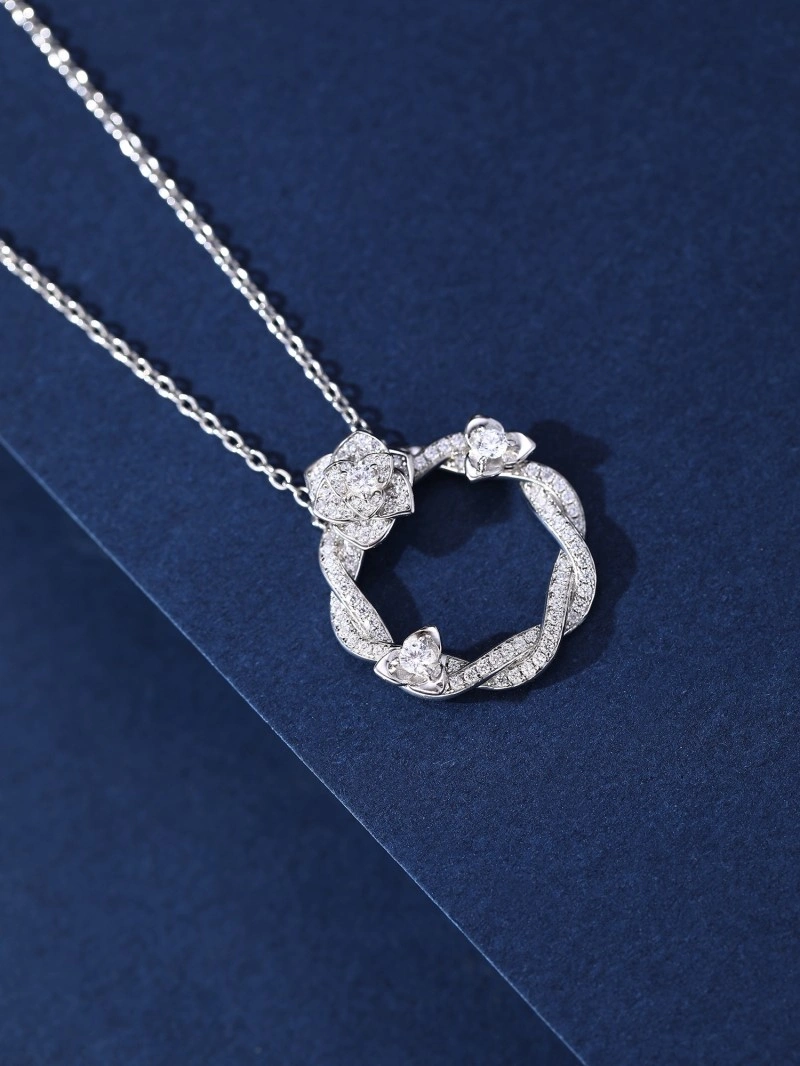 Low-cost Piaget Necklaces