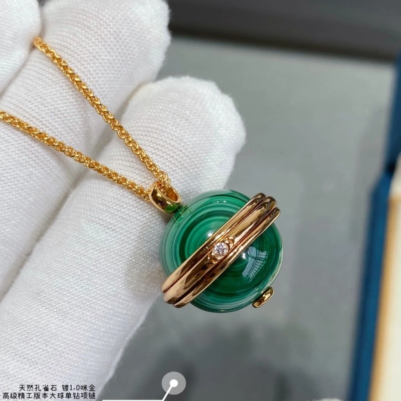 Economical Piaget Necklaces
