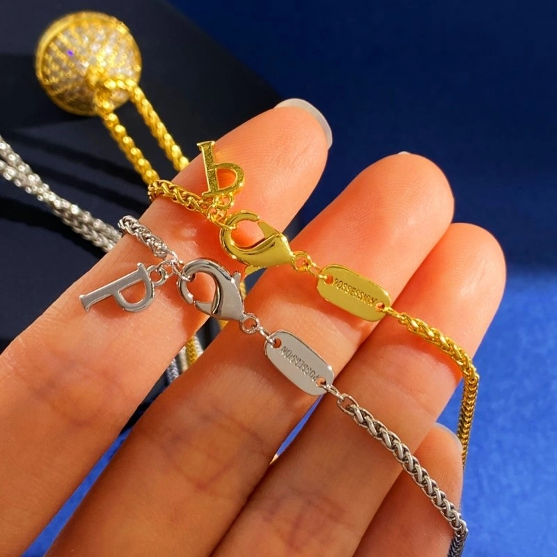 Budget-friendly Piaget Necklaces