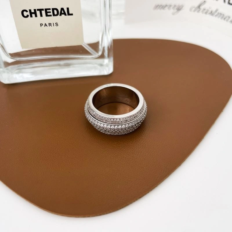 Top mirror Piaget Rings