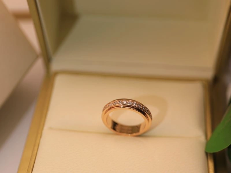 Reasonably priced Piaget Rings