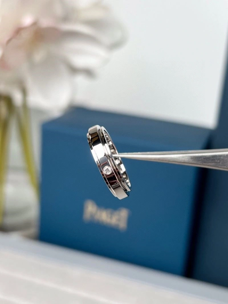 Discounted Piaget Rings
