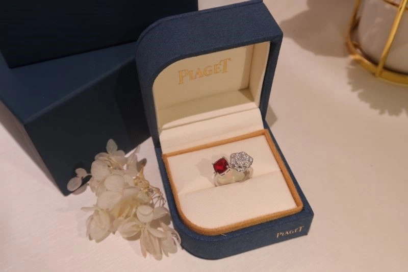 Brand-authenticated Piaget Rings