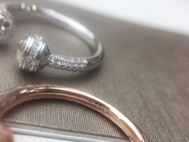 Top mirror Piaget Rings