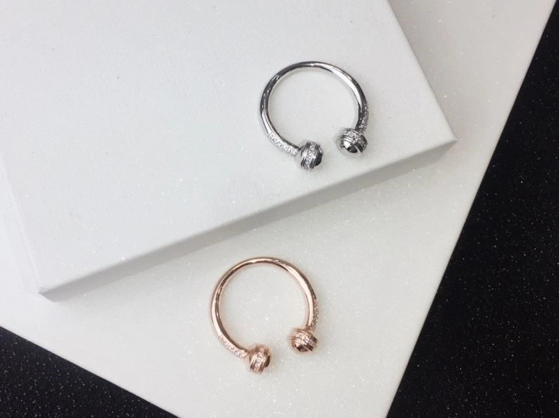 Top mirror Piaget Rings