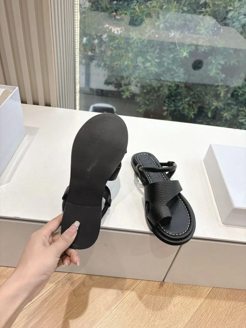 Top match Poeve Sandals