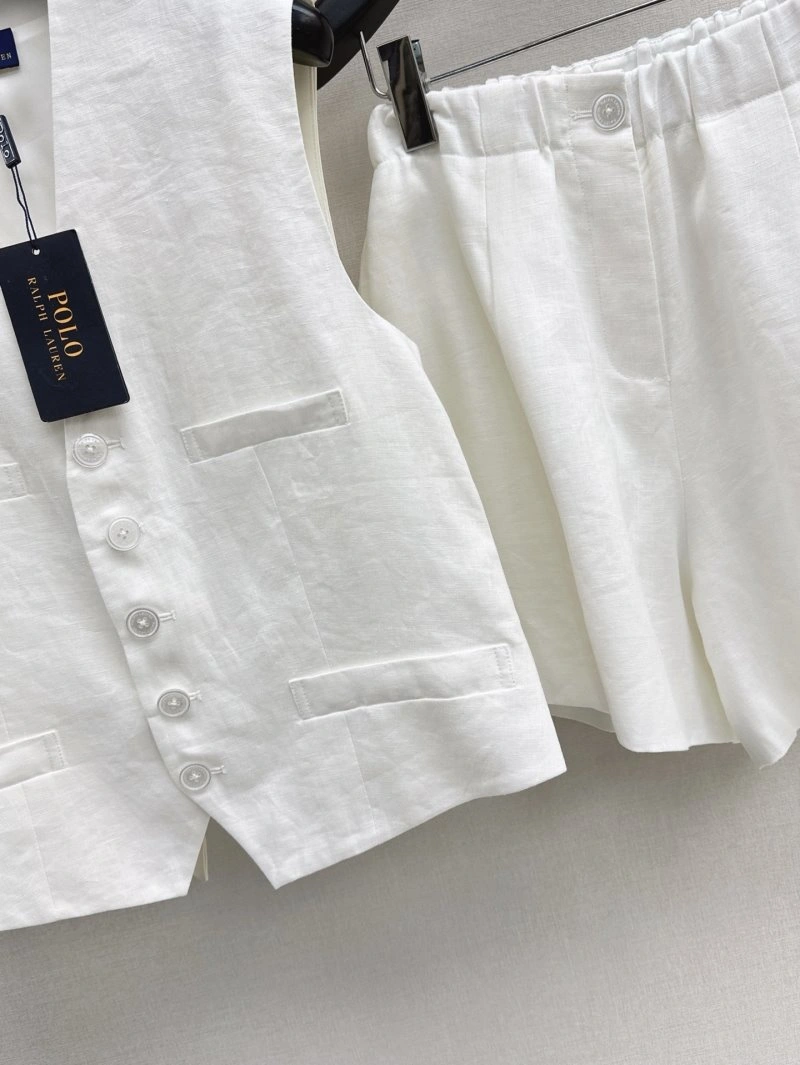 Indistinguishable Polo Short Suits