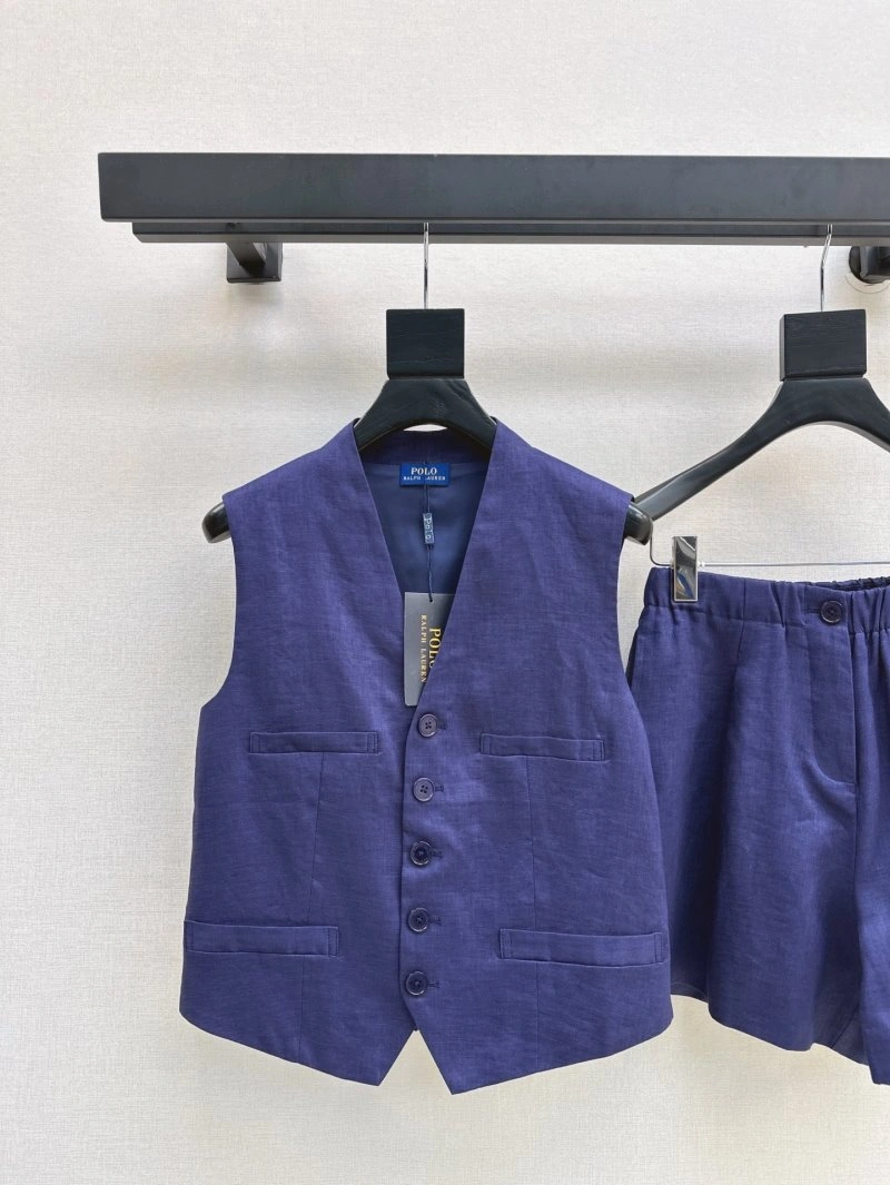 Accurate model Polo Short Suits