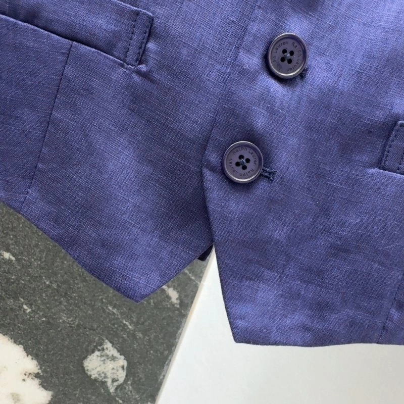 Indistinguishable Polo Short Suits