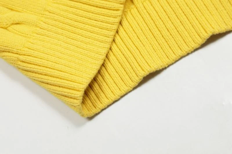 Low-cost Polo Sweaters
