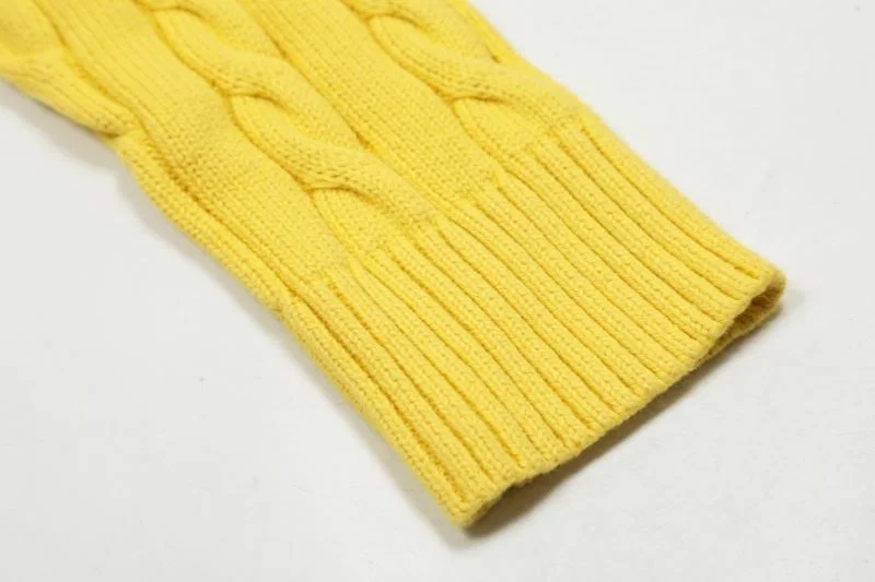 Low-cost Polo Sweaters