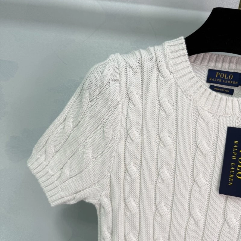 Low-cost Polo Sweaters