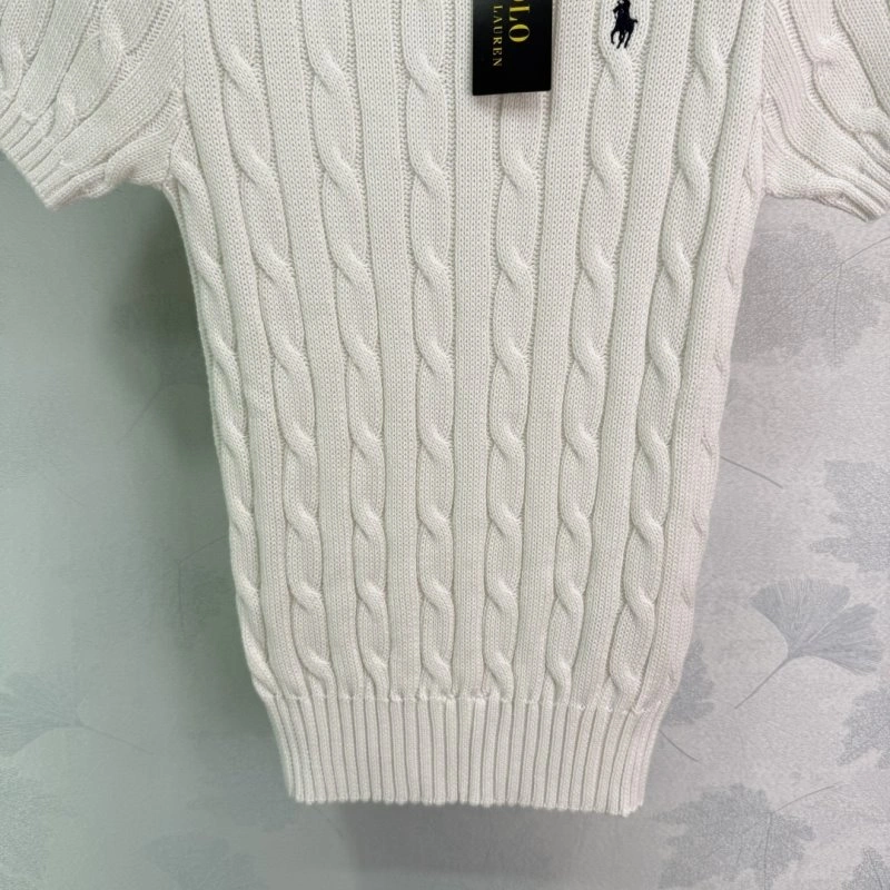 Low-cost Polo Sweaters