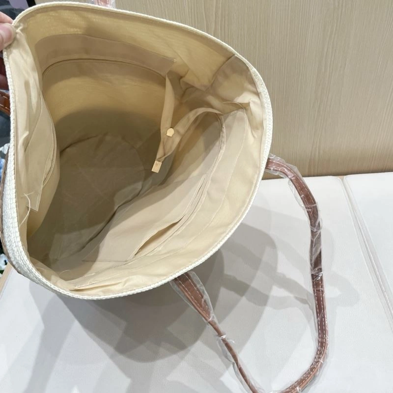 Low-cost Prada Bags