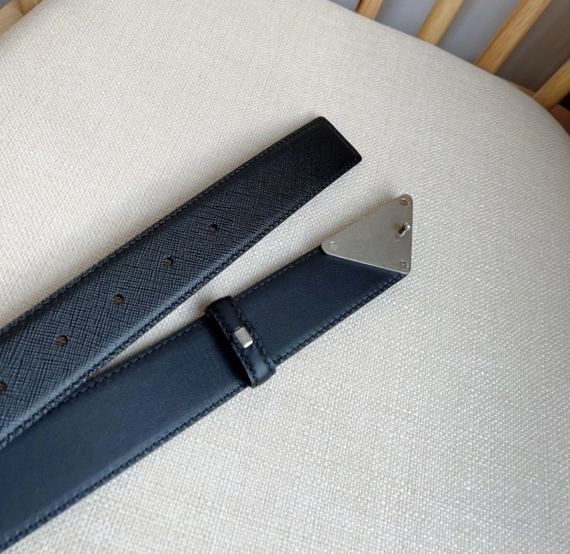 Low-cost Prada Belts