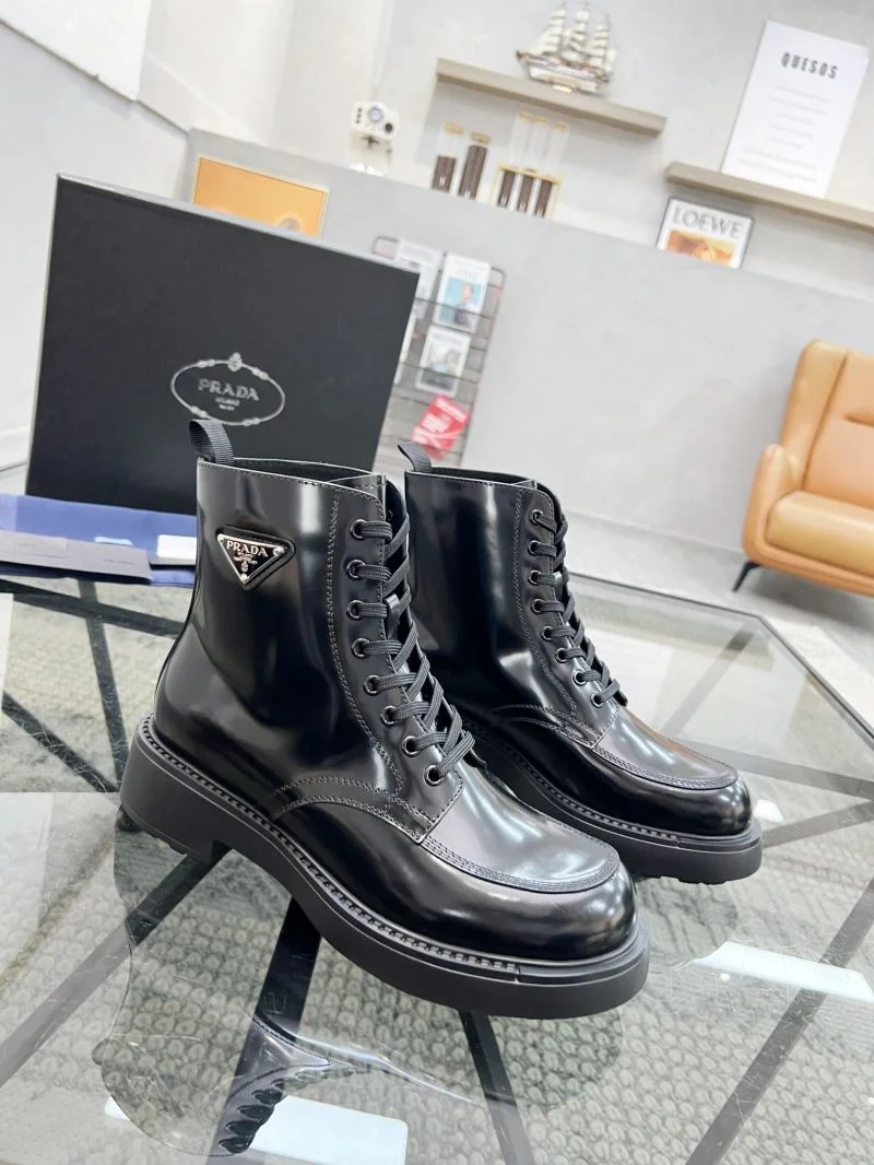 Accurate model Prada Boots