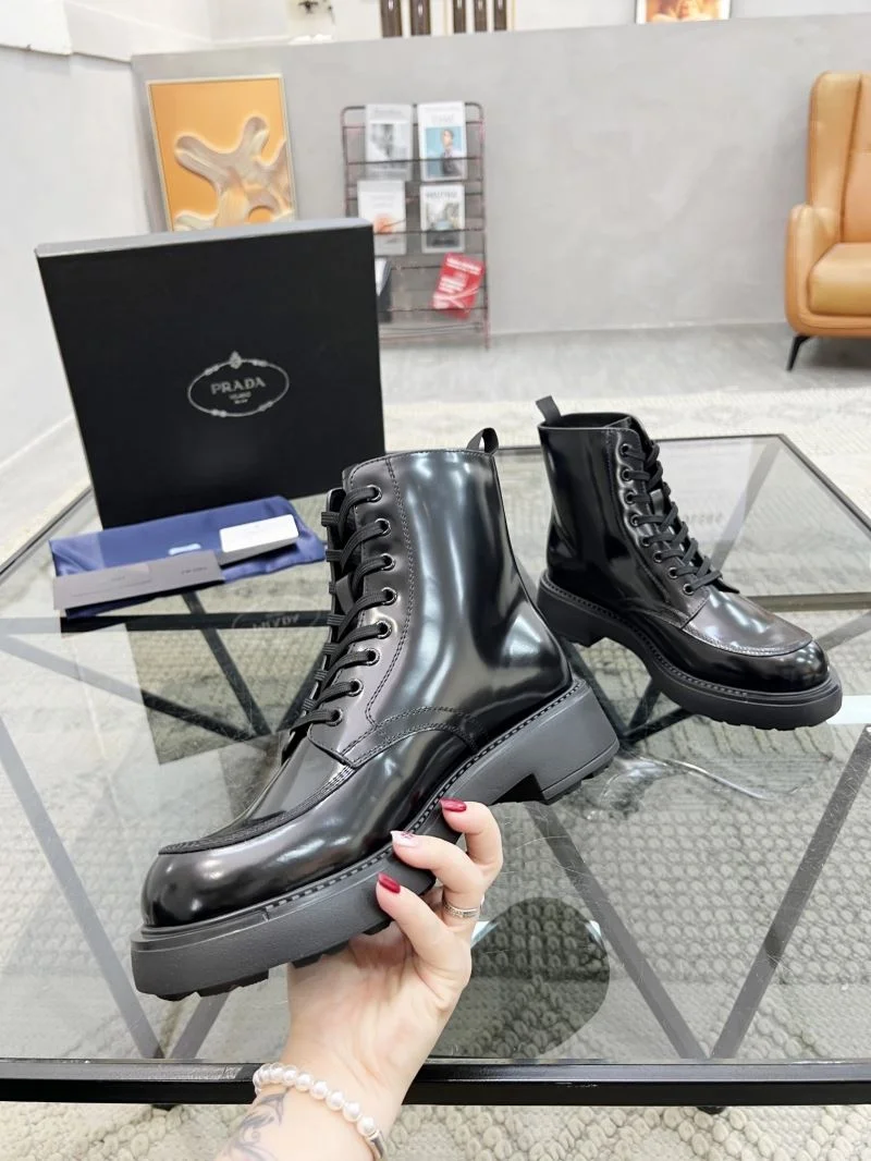 Accurate model Prada Boots