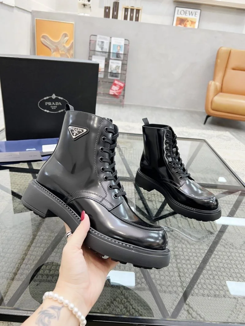 Accurate model Prada Boots