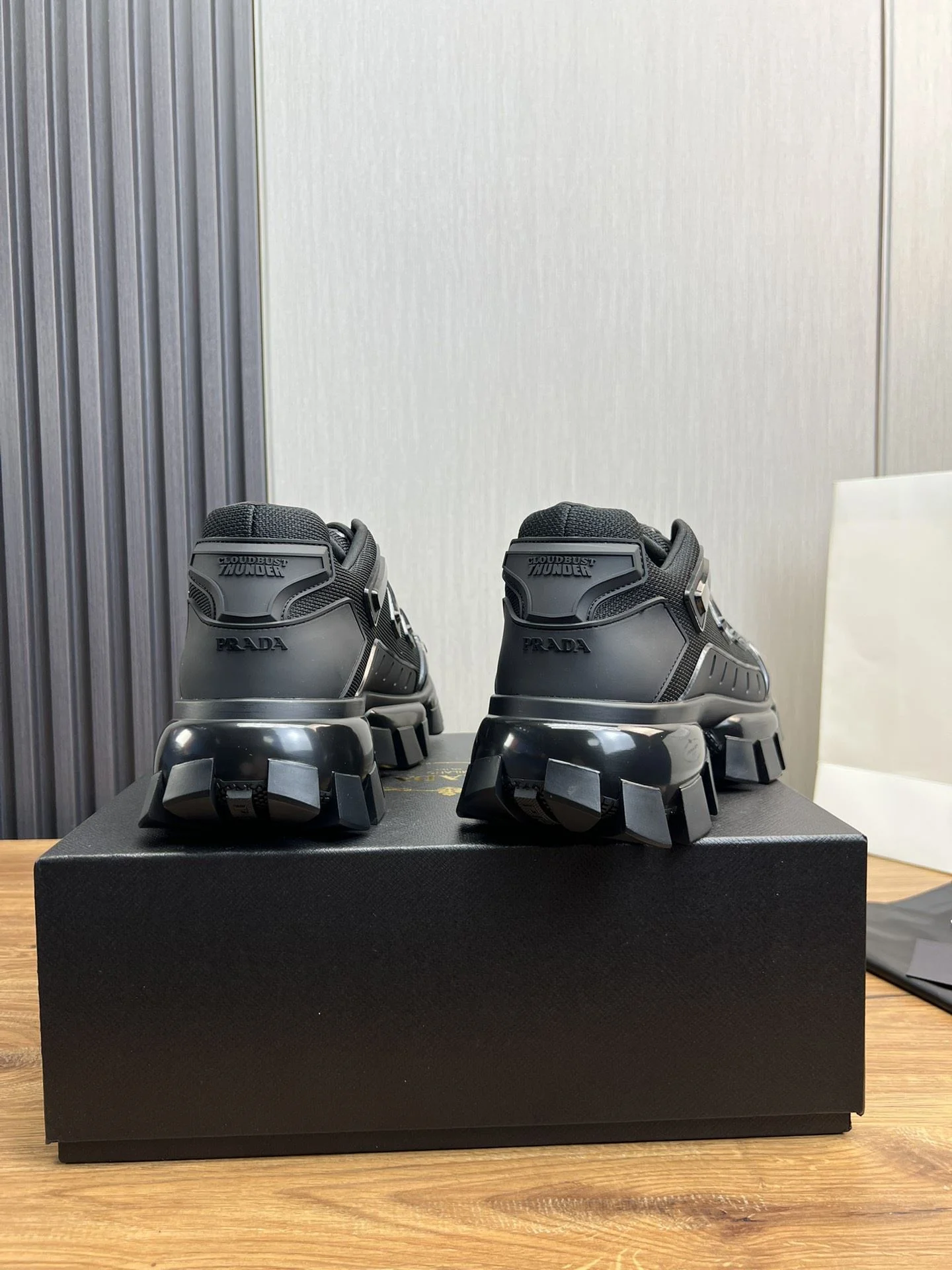 Top mirror Prada Boots