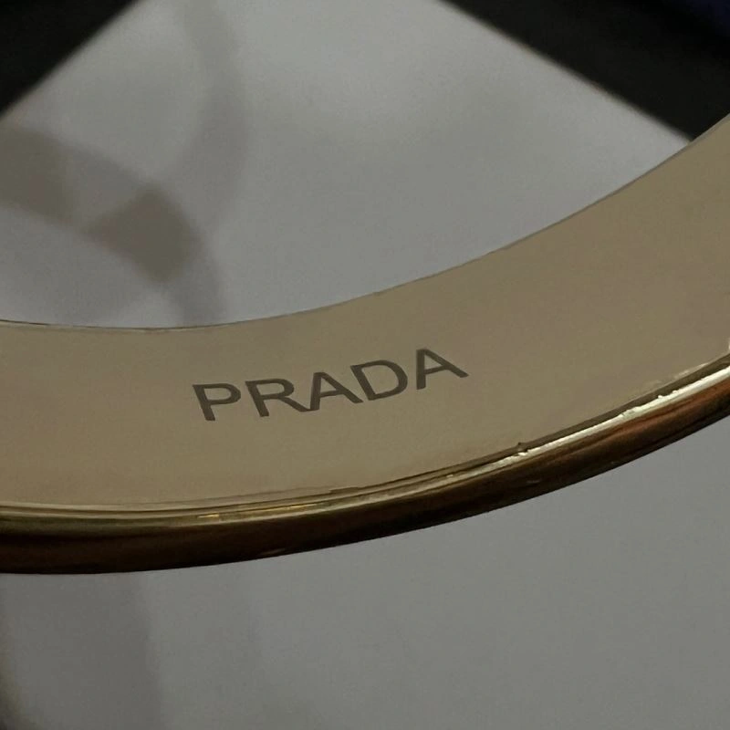 Accurate model Prada Bracelets