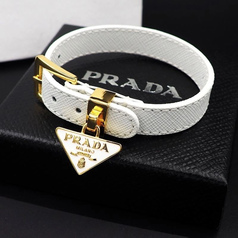 Low-cost Prada Bracelets