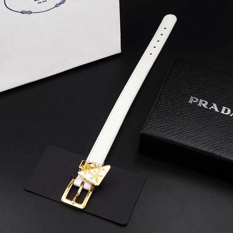 Low-cost Prada Bracelets
