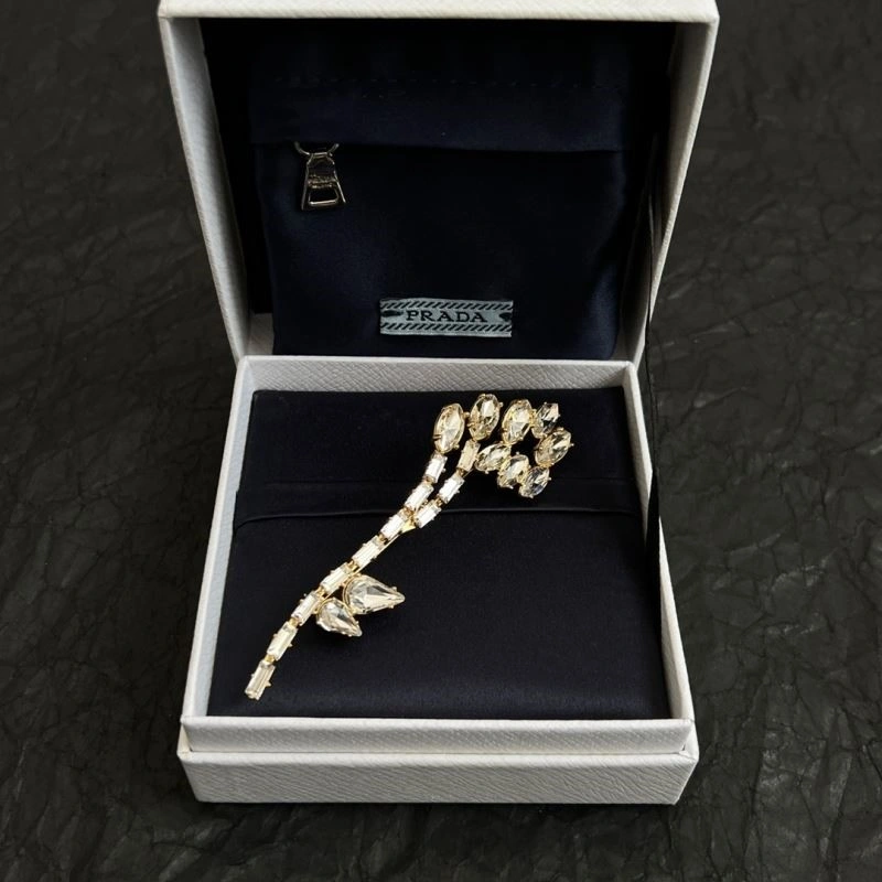 High accuracy Prada Brooches