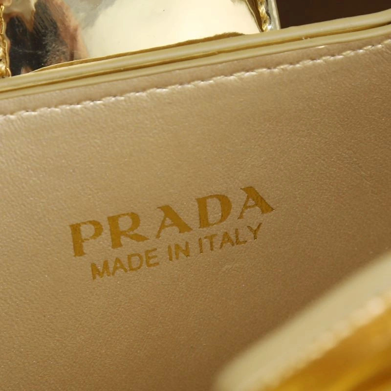 High fidelity Prada Bucket Bags