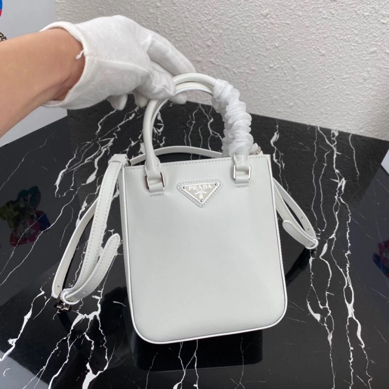 Top match Prada Bucket Bags