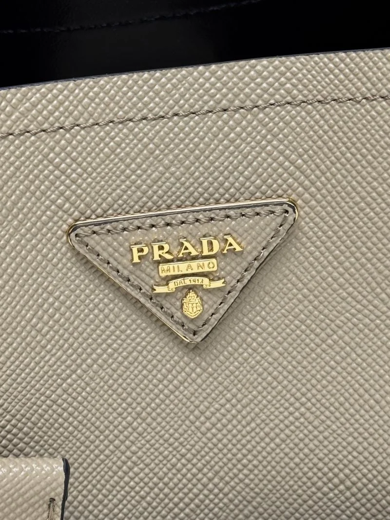 Top mirror Prada Bucket Bags