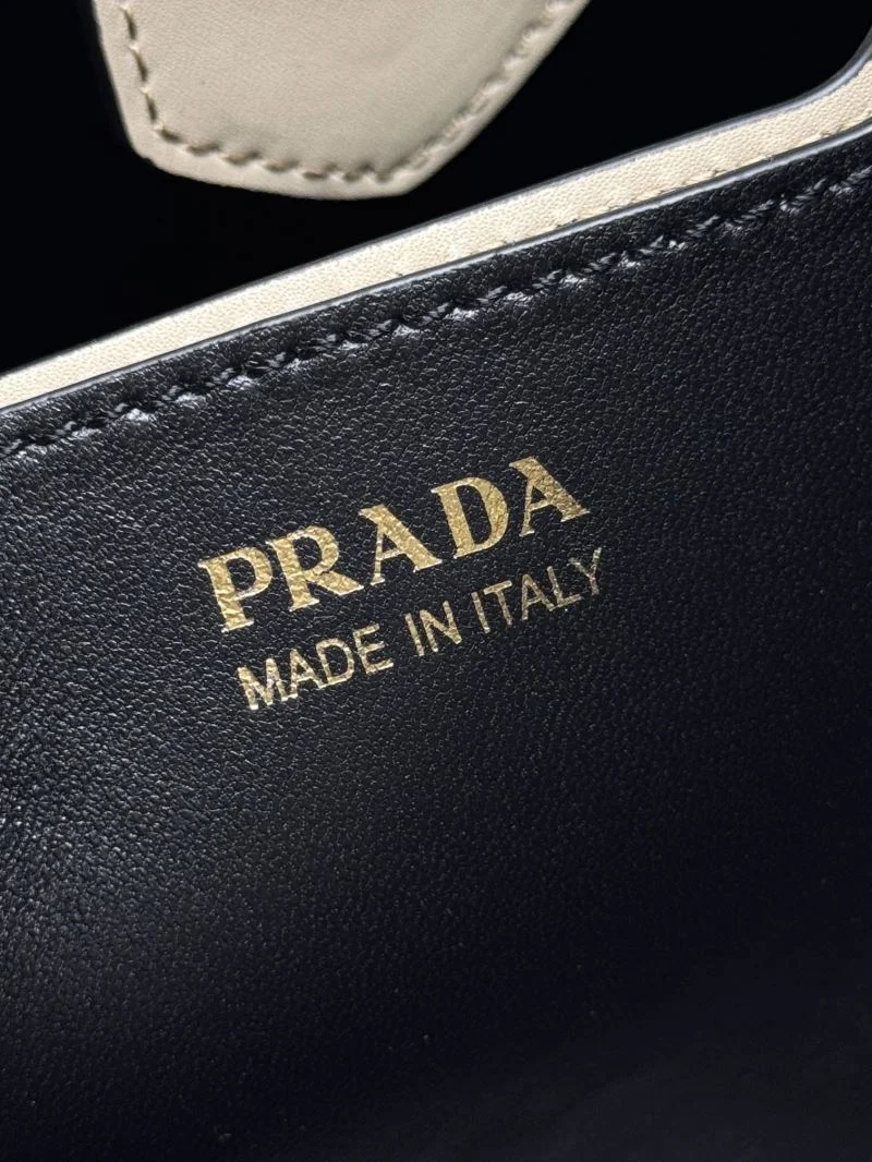 Top mirror Prada Bucket Bags