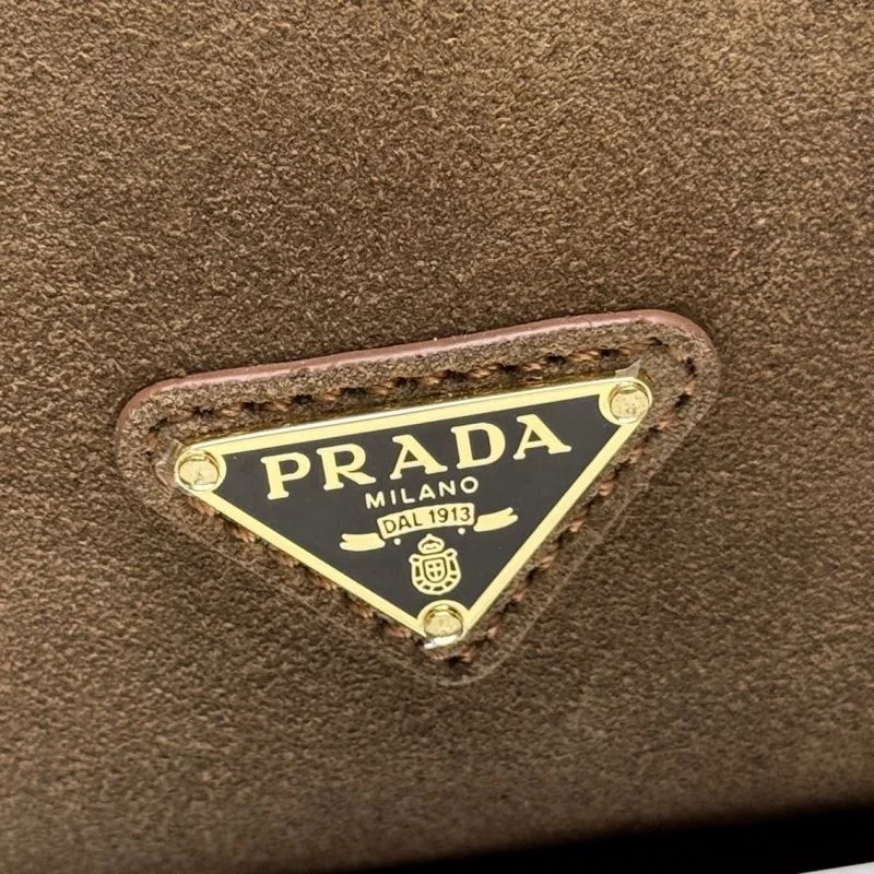 Top match Prada Bucket Bags