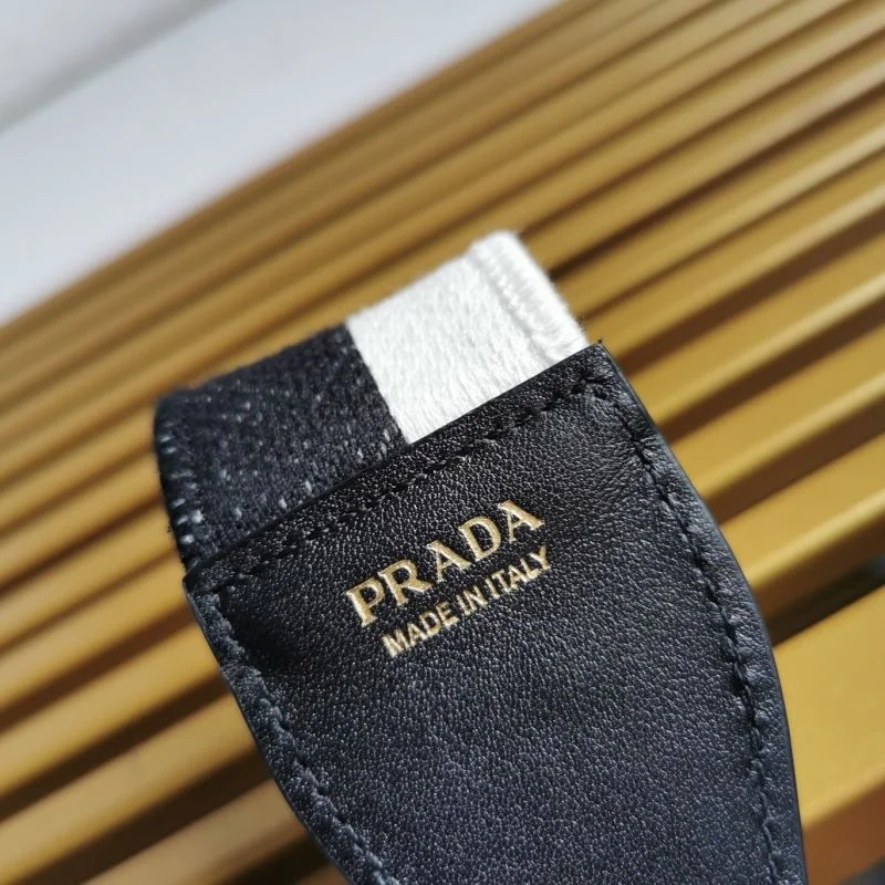 Top mirror Prada Bucket Bags
